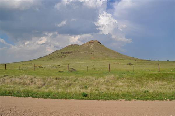 Locations Hub - Two Buttes Summit and Black Hole