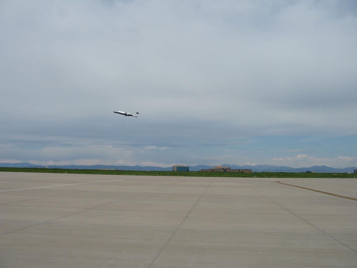 Locations Hub - Centennial Airport - Denver Jet Center